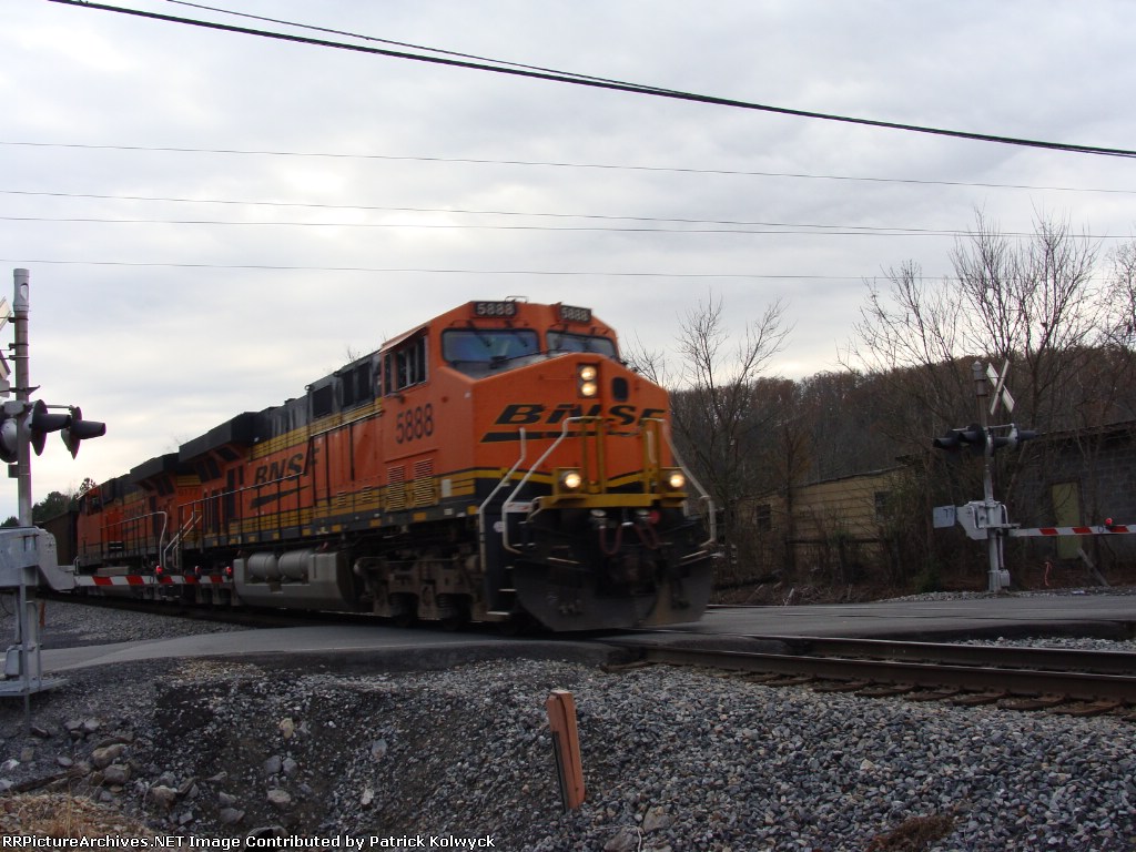 BNSF 5888
